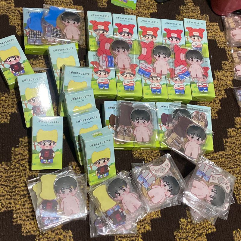 Jual standee cute acrylic baekhyun | Shopee Indonesia