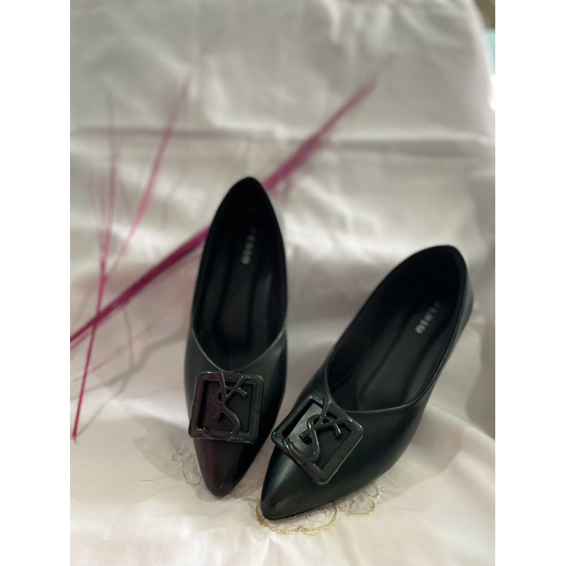 Jual Sepatu YSL DN | Shopee Indonesia