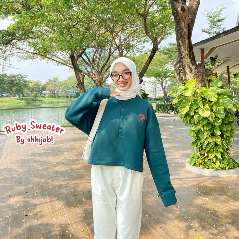 Jual Ohhijab - RUBY Sweater Crop Kancing | Shopee Indonesia