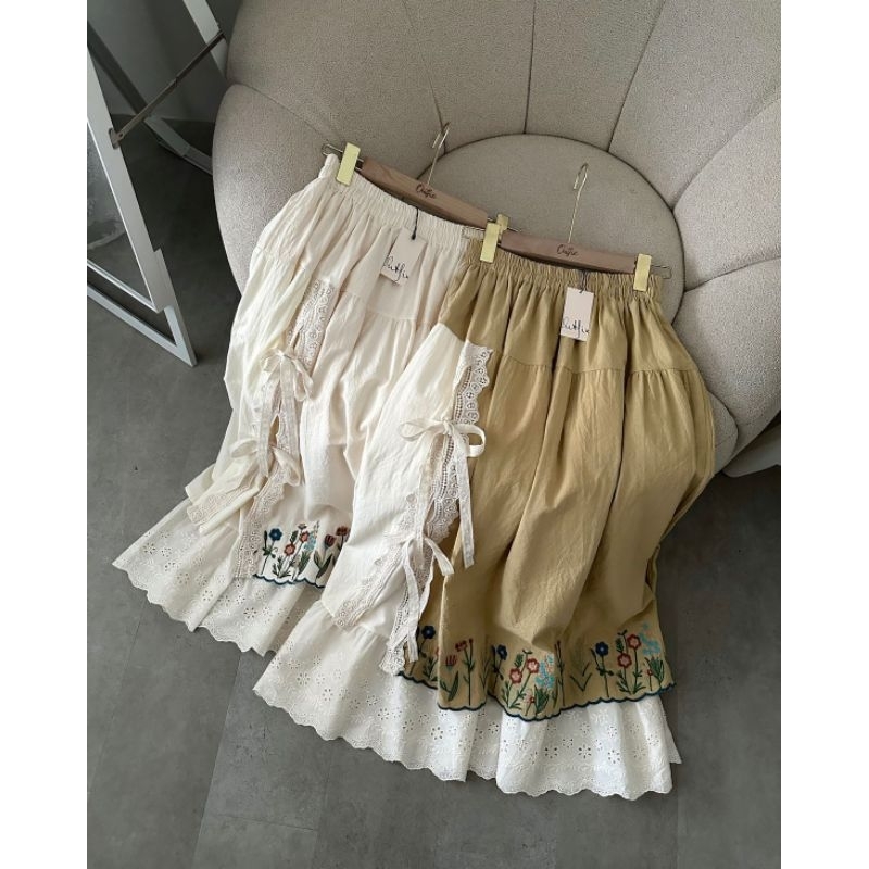 Jual (Diskon Live XTRA) Ruffley Skirt Seri Polka | Medaline Silk Skirt ...