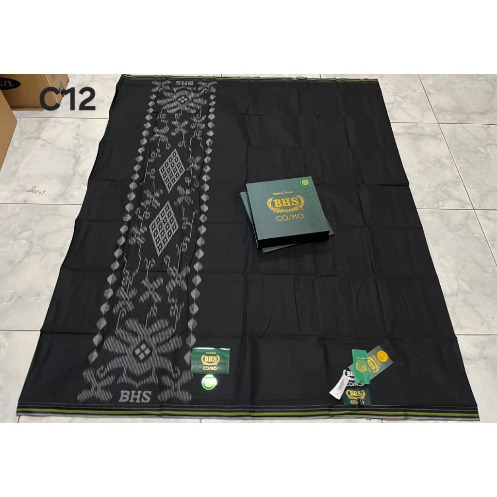 Jual SARUNG BHS COSMO GOLD (READY SARUNG UNTUK SERAGAM 70 PCS) | Shopee ...