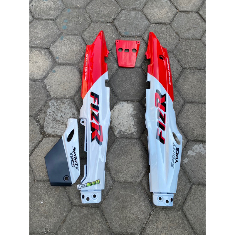 Jual BODY COVER BELAKANG YAMAHA FIZ R MALBORO MERAH PUTIH SET BOX AKI ...
