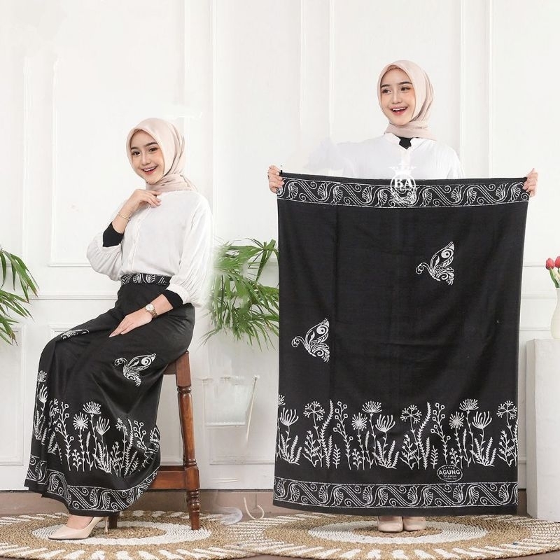 Jual Sarung Wanita Terbaru Santriwati Berbagai Motif Hitam | Shopee ...