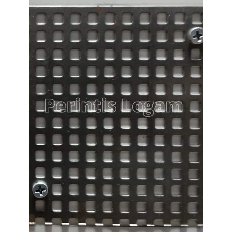 Jual Plat Lubang KOTAK Tebal 0.8mm ukuran 1x2 meter Lubang 5x5mm ...