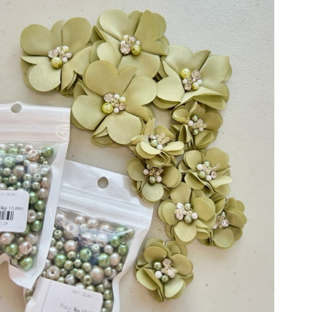 Jual Bunga 3d / bunga rangkai / bunga payet ( hijau , olive , sage ...