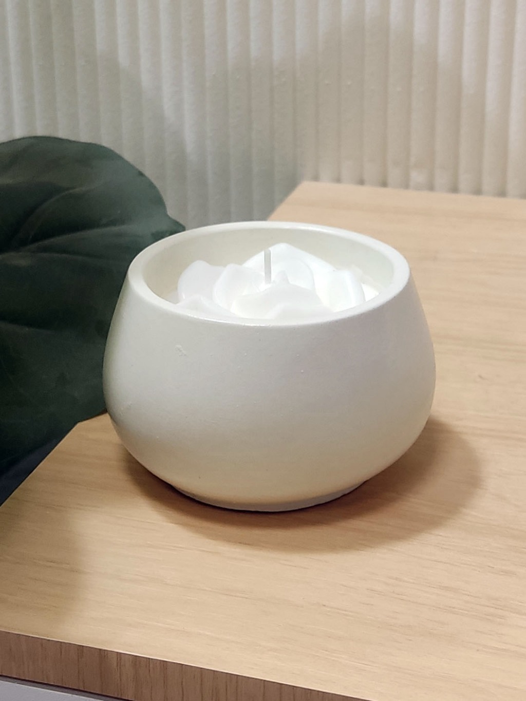 Jual Lilin dalam Toples Beton/Semen Bentuk Bulat/Cembung | Candle in ...