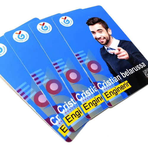 Jual Cetak Id card Bahan Pvc,kartu member pake Poto dan barcode desain ...