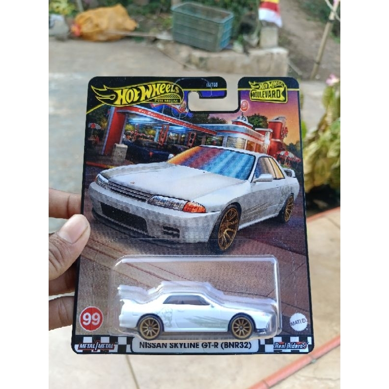 Jual hotwheels premium nissan skyline gtr r32 godzilla | Shopee Indonesia
