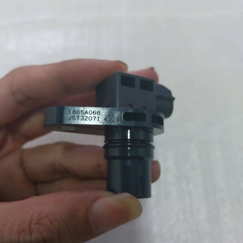 Jual Sensor Crankshaft Position Mitsubishi Delica Outlander Sport 2014 ...