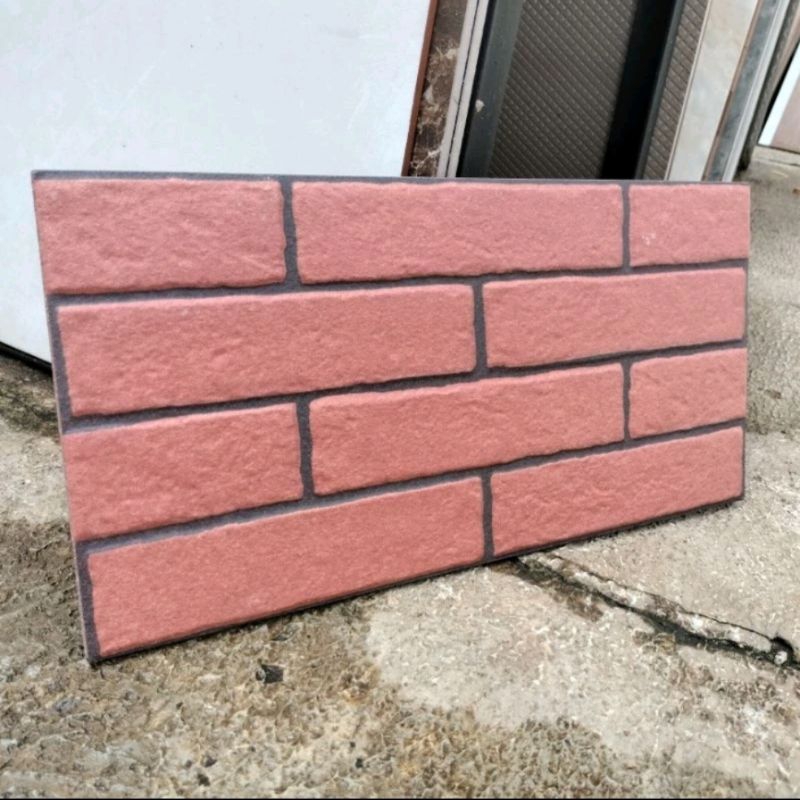 Jual keramik dinding 20x40 motip bata merah Matt timbul Garner teracota ...