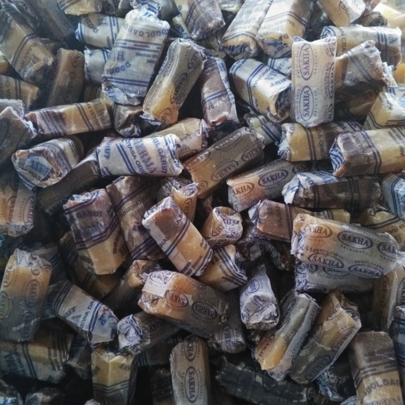Jual Oleh Oleh Garut Dodol Manis 500gr Dodol Manis Asli Garut Dodol ...