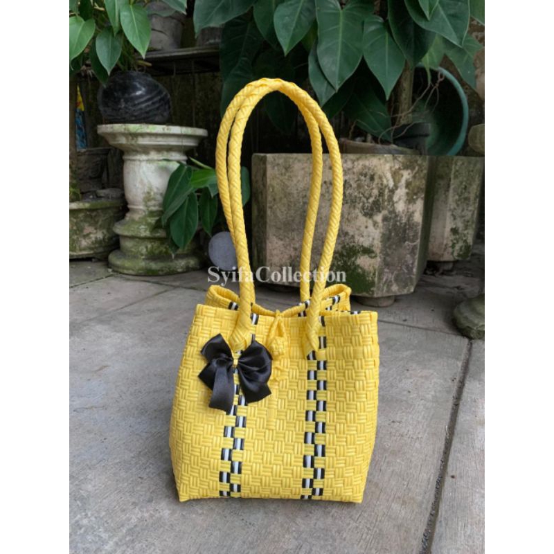 Jual PREMIUM // TAS ANYAMAN JALI-JALI // UKURAN 18×18 | Shopee Indonesia