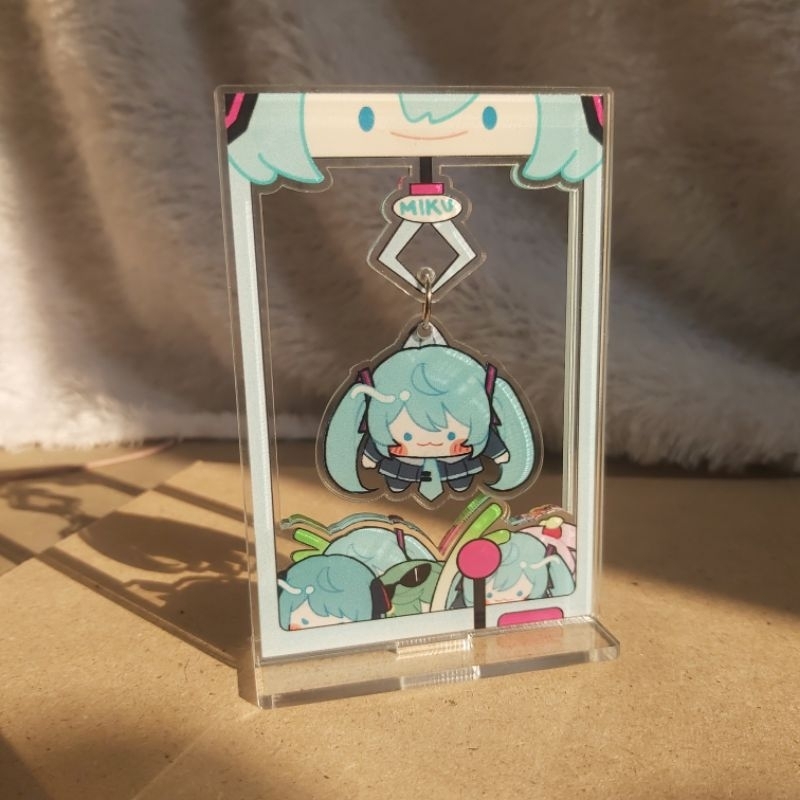 Jual [Muncationary] Standee Akrilik Gantung Hanging Claw Miku Vocaloid ...