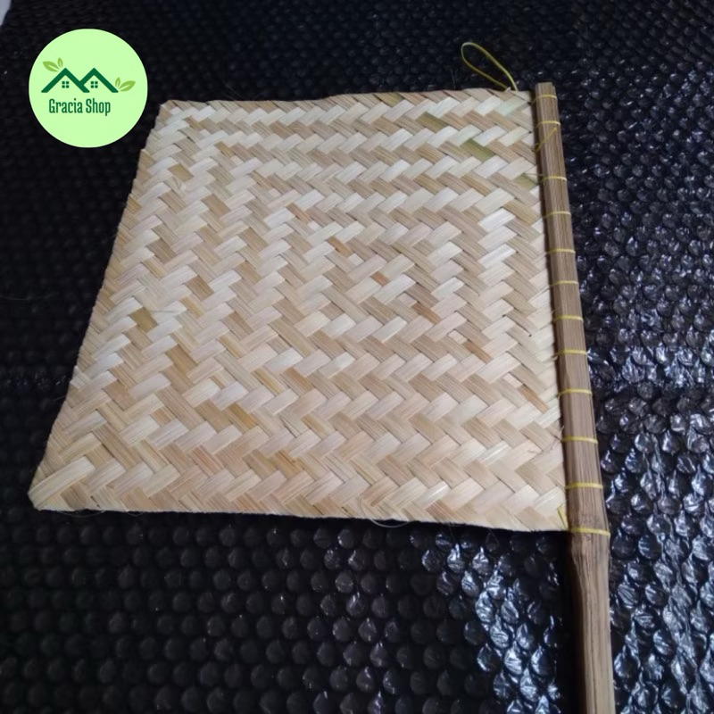 Jual Kipas Bambu Anyam / Kipas Tangan / Kipas Sate Besar Murah | Shopee ...