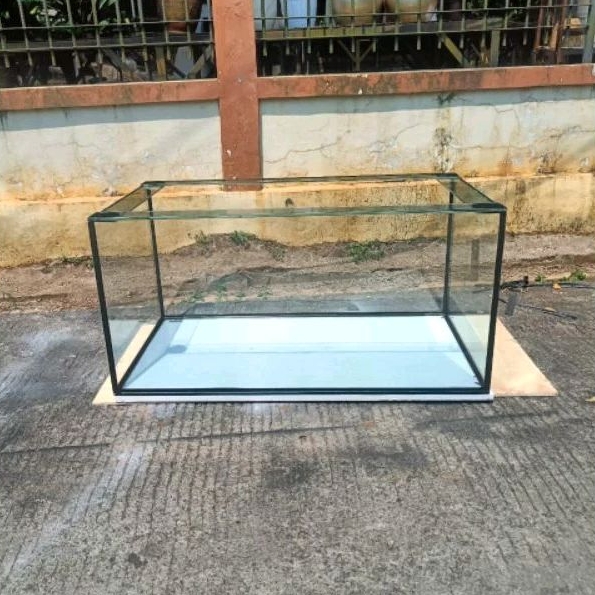 Jual Aquarium 80x40x40 silen hitam dengan kaca dasar 8mm kaca keliling ...