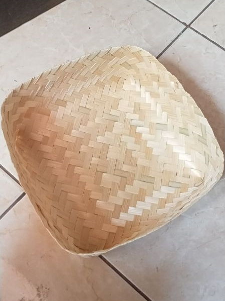 Jual BESEK BAMBU/BESEK HAMPERS UKURAN 18X18cm (perpasang) | Shopee ...