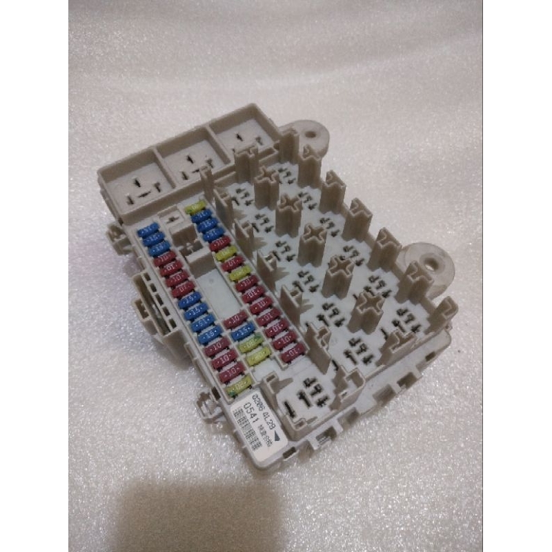 Jual FUSE BOX SEKRING ISUZU ELF GIGA ORIGINAL | Shopee Indonesia