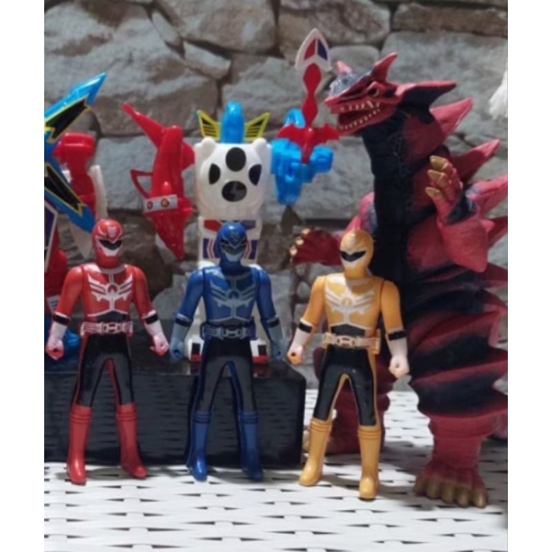 Jual mainan robot power rangers Ultraman monster super hero | Shopee ...