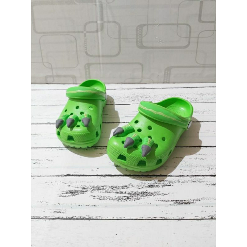 Jual CROCS CLASSIC I AM DINOSAUR WITH CLAWS CLOG KIDS and JUNIOR ...