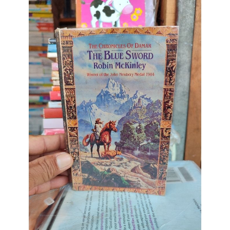 Jual The Blue Sword. the Chronicles of damar. Novel oleh Robin McKinley ...
