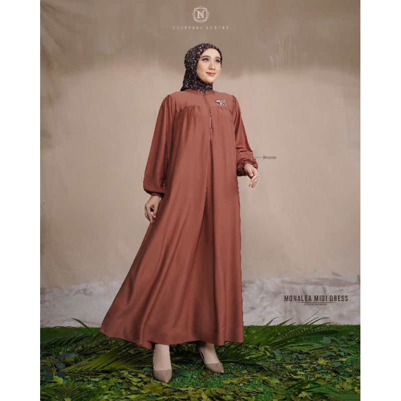 Jual NEW MONALEA MIDI DRESS By nadheera luxury | Shopee Indonesia