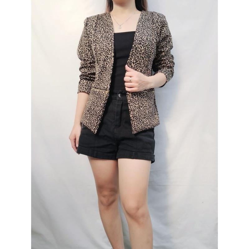 Jual Blazer Scuba Wanita Model Zipper Resleting Motif Macan (834124 ...