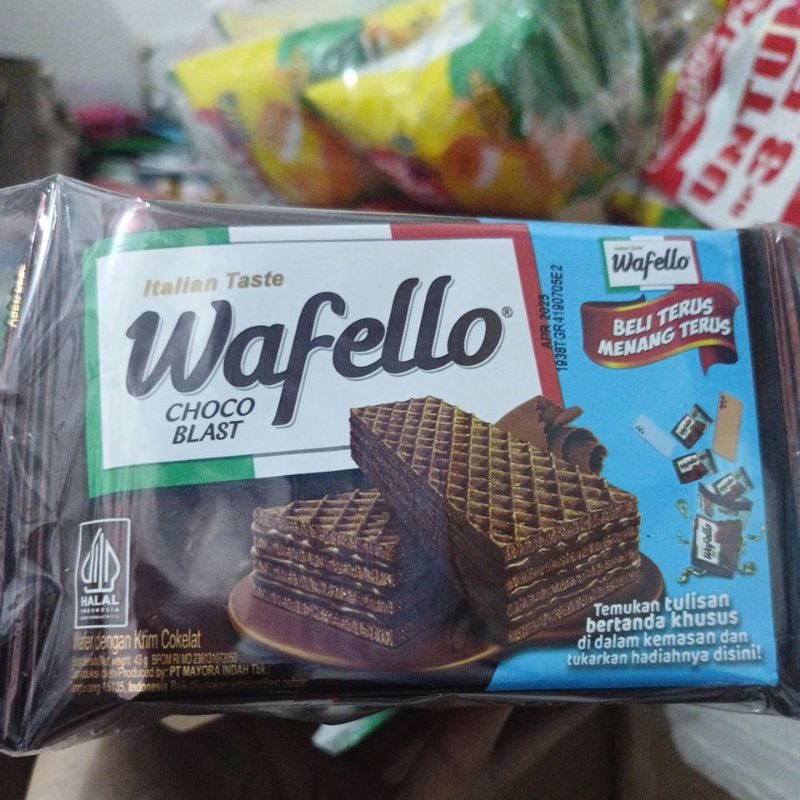Jual WAFELLO WAFER COKLAT 43gr | Shopee Indonesia