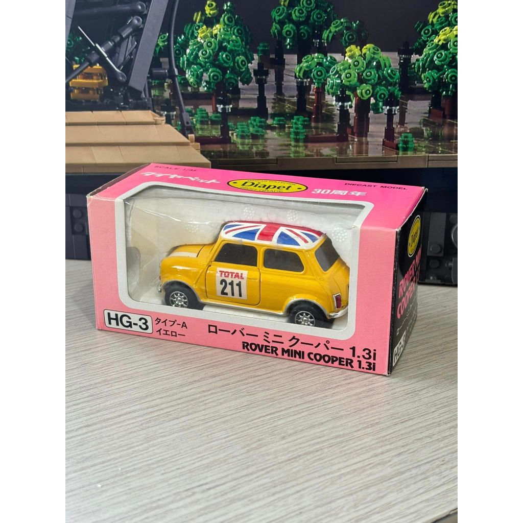 Jual Diapet 1/35 Rover Mini Cooper Union Jack Kuning Made in Japan ...