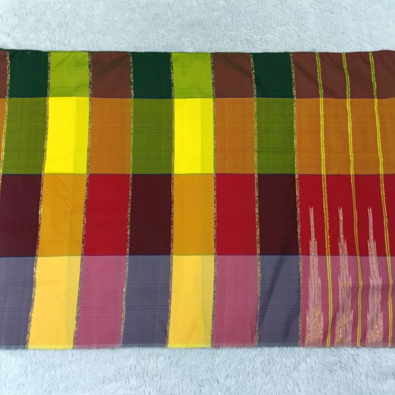 Jual kain sarung sutra tenun lipa sabbe corak kotak kotak | Shopee ...