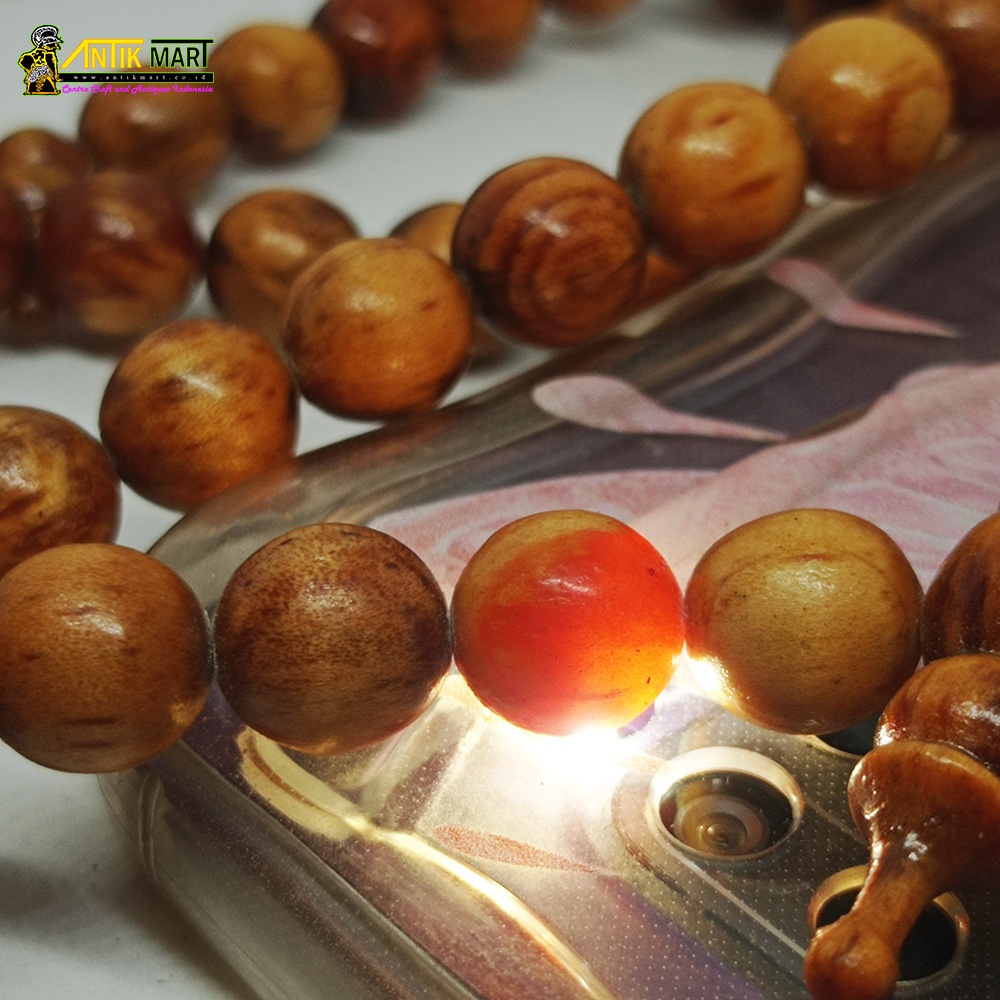 Jual Tasbih kayu damar pinus grade c 10mm 99 muslim | Shopee Indonesia