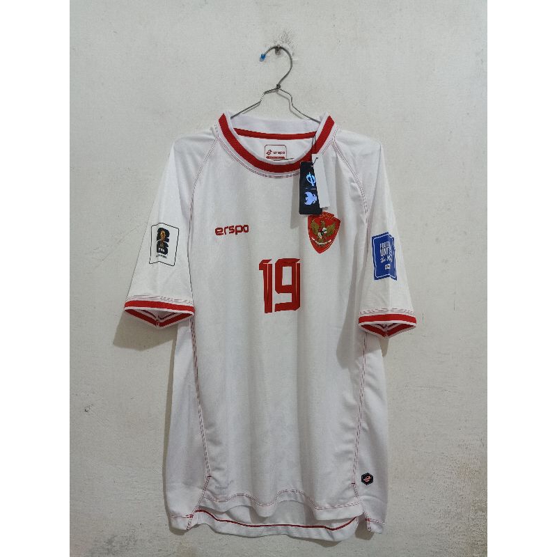 Jual Jersey Timnas Indonesia Away 2024 World Cup Qualifiers 2026 Original Replika Mills | Shopee ...