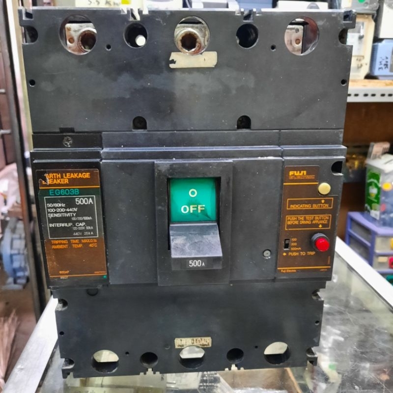 Jual ELCB MCCB BREAKER FUJI EG603B 500A 3P | Shopee Indonesia