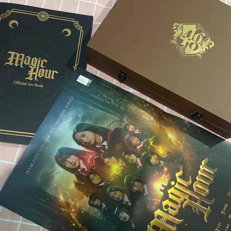 Jual Set JKT48 Magic Hour Photobook Poster dan Box | Shopee Indonesia