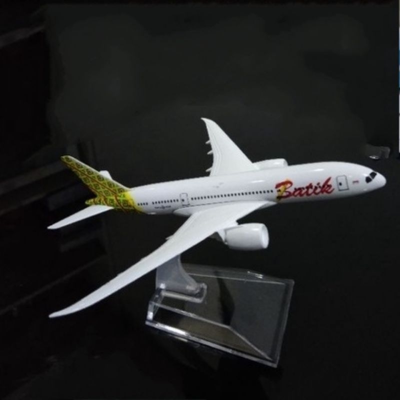Jual Miniatur Pesawat Batik Air | Shopee Indonesia