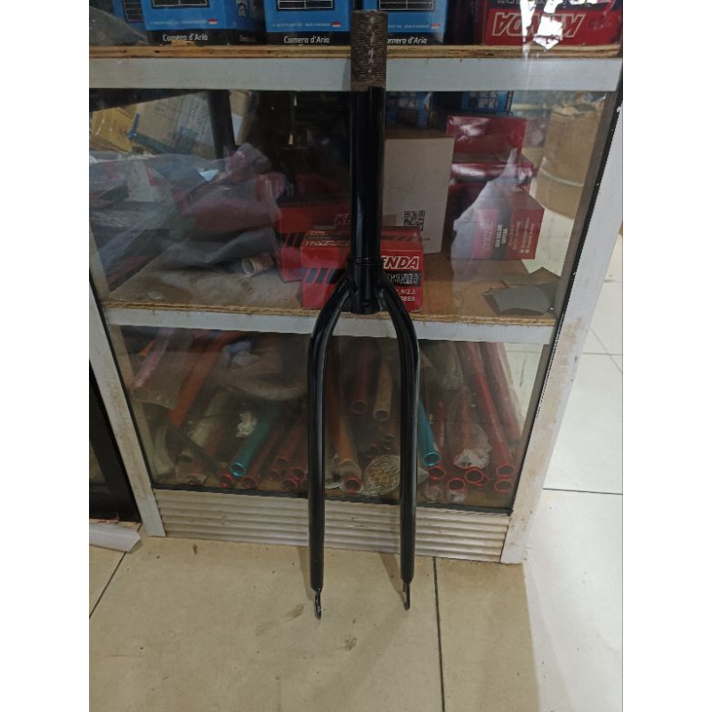 Jual fork fixie standar model drat ukuran 22.2 bahan besi | Shopee ...