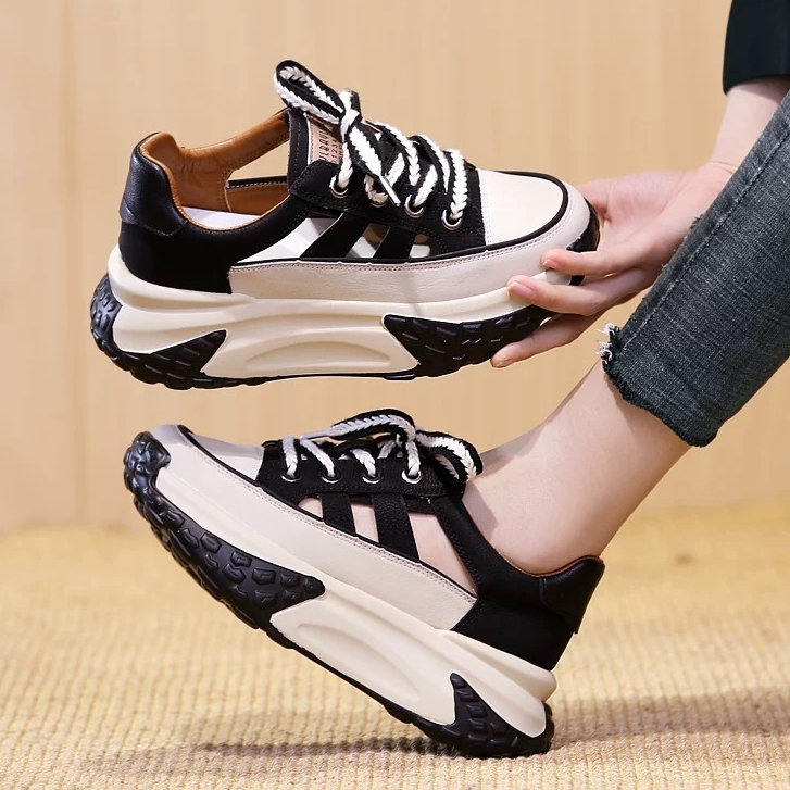 Jual Sepatu Wanita Sneakers Premium Quality Style Desain tinggi 5CM ...