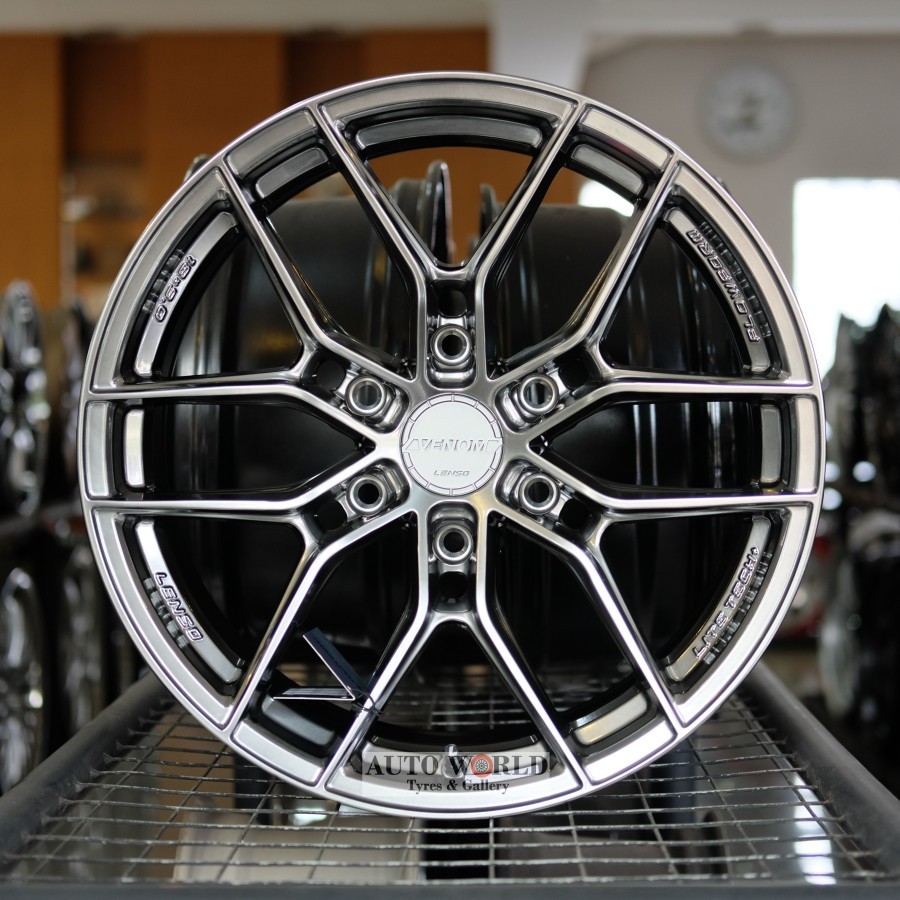 Jual Velg Original Lenso Venom VT3 Ring 18 PCD 6x139.7 ET 15 Hyper ...