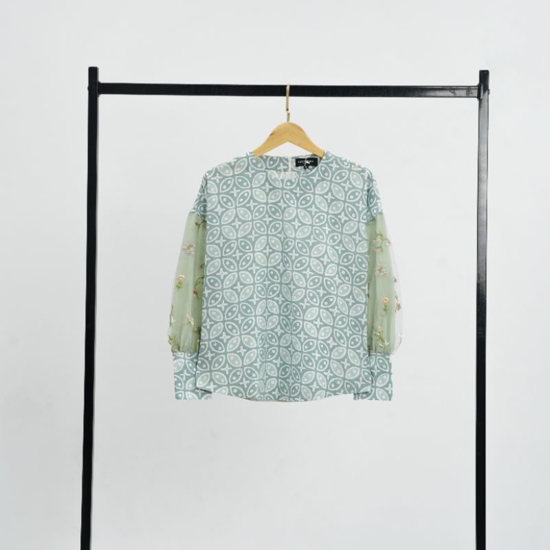 Jual Blouse B105 hijau ( Defect /Cacat kain ) | Shopee Indonesia