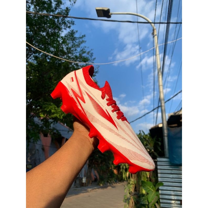 Jual Sepatu Bola Lycan Spectre Stealth SE FG | Shopee Indonesia
