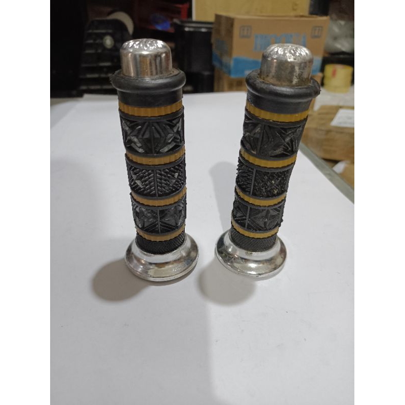 Jual HANGRIP UNTUK SEMUA JENIS MOTOR | Shopee Indonesia