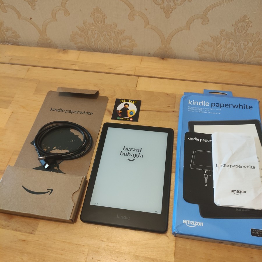 Jual Kindle Paperwhite 11th gen 16GB Ereader Fullset bekas Second ...