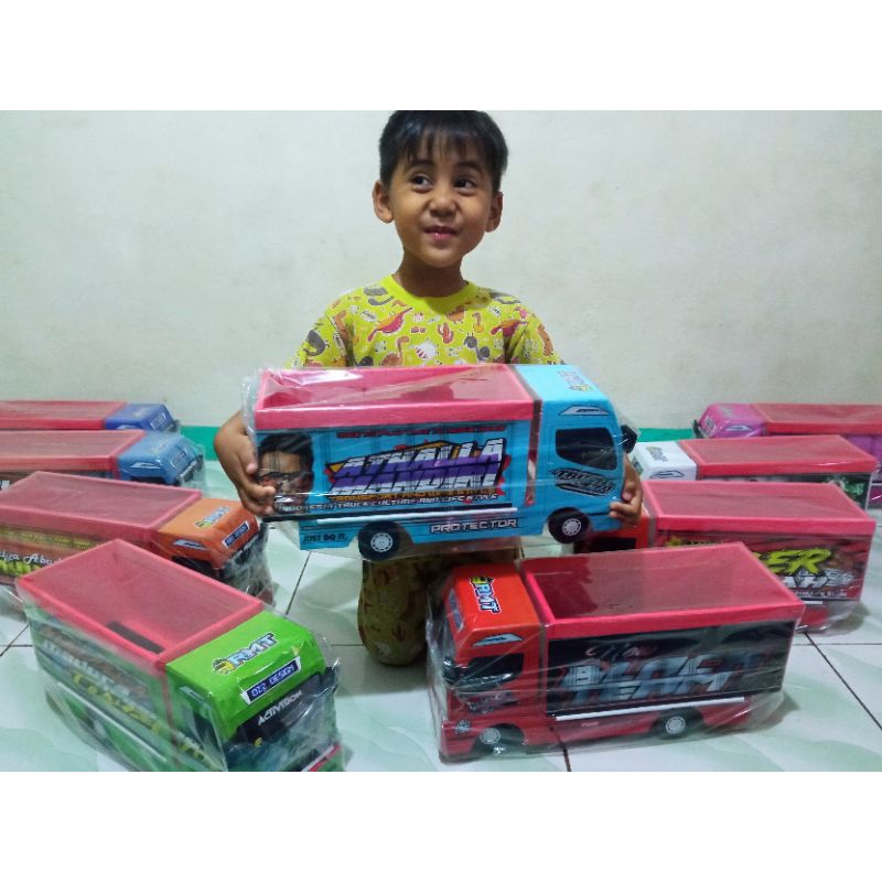Jual Mainan Miniatur Truk Oleng ( ada lampu dan terpal ) ukuran jumbo P ...