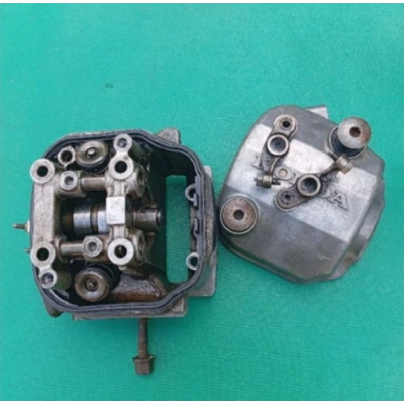 Jual BLok head silinder isi 1 set motor Honda Revo absolute karbu PNP ...