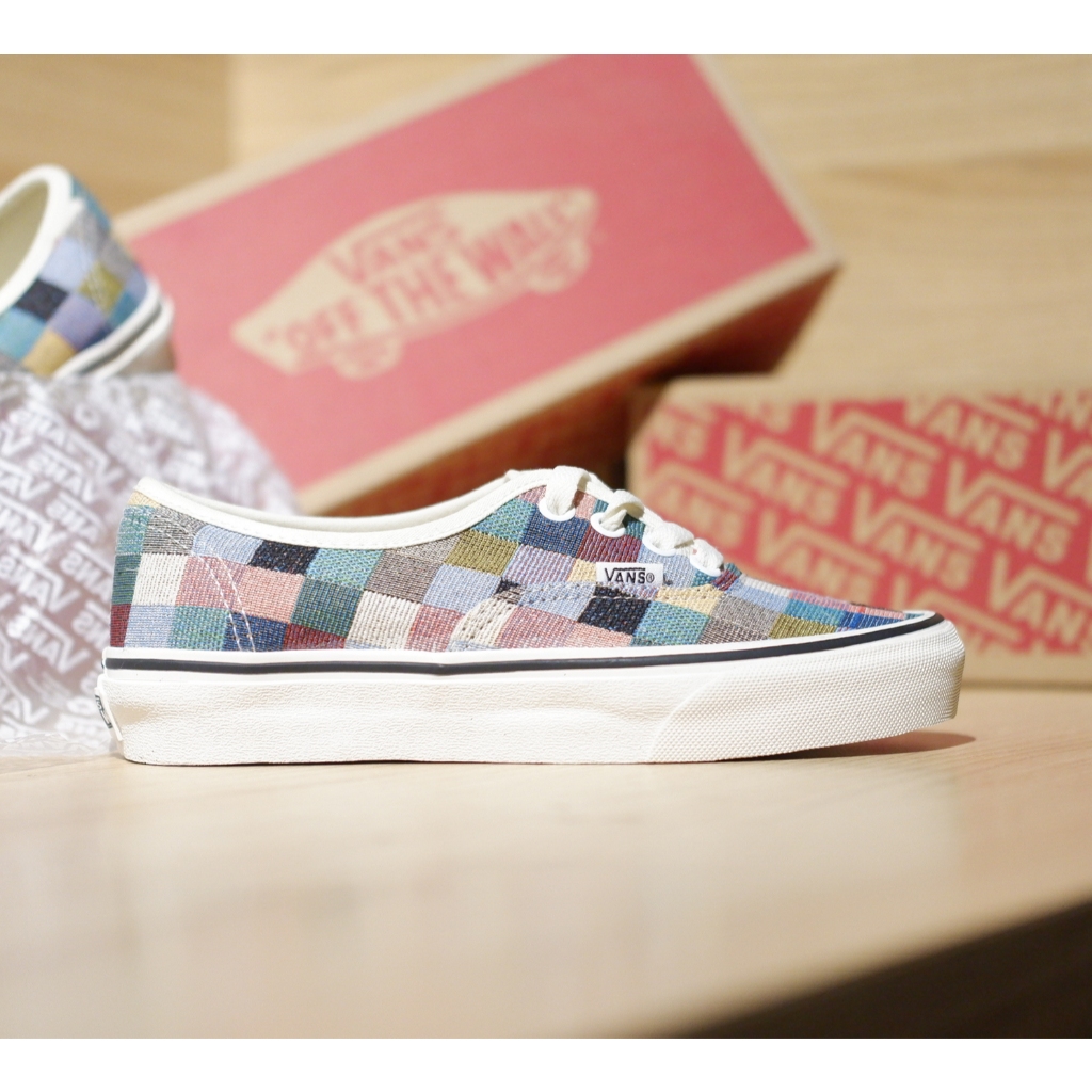 Jual VAN$ Authentic Classic Two Tone Rainbow #StockLama | Shopee Indonesia