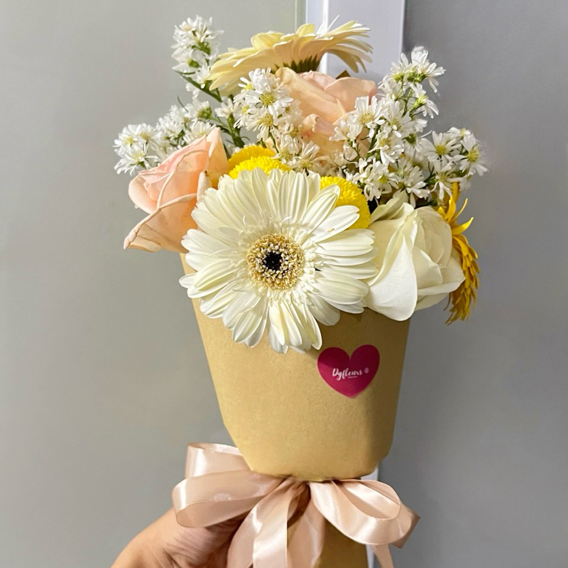 Jual Sunkis Bouquet (JOGJA ONLY) - Buket Bunga Asli Jogja/ Buket Bunga ...