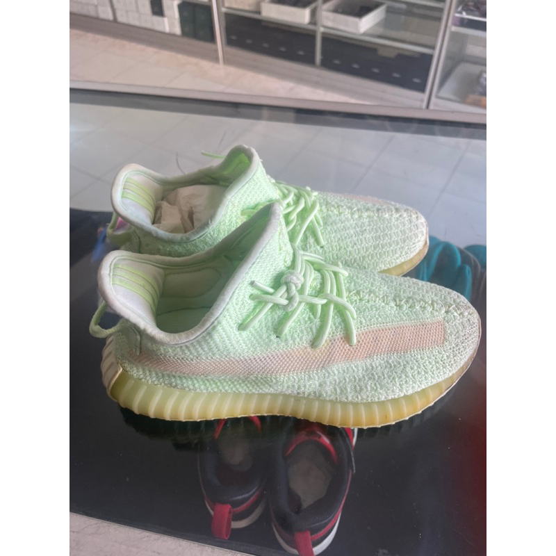 Jual adidas yeezy neon ukuran 33 second | Shopee Indonesia