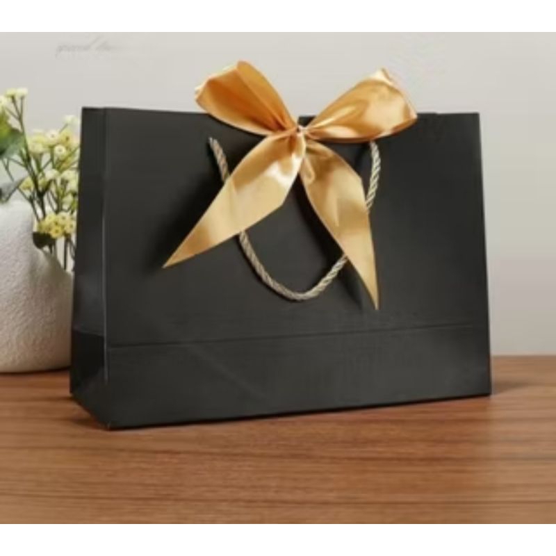Jual Paper Bag Luxury / Box / kantong / paper craft / tas hadiah ...