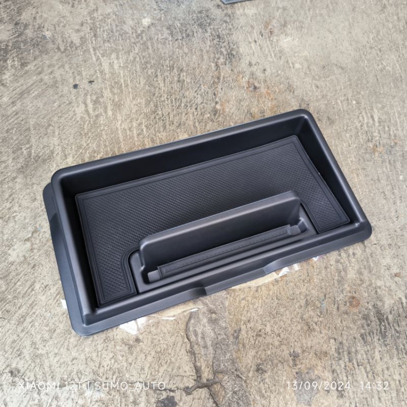 Jual console dashbord jimny JB dashboard storage box suzuki jimny 2019 JB64 JB74 | Shopee Indonesia