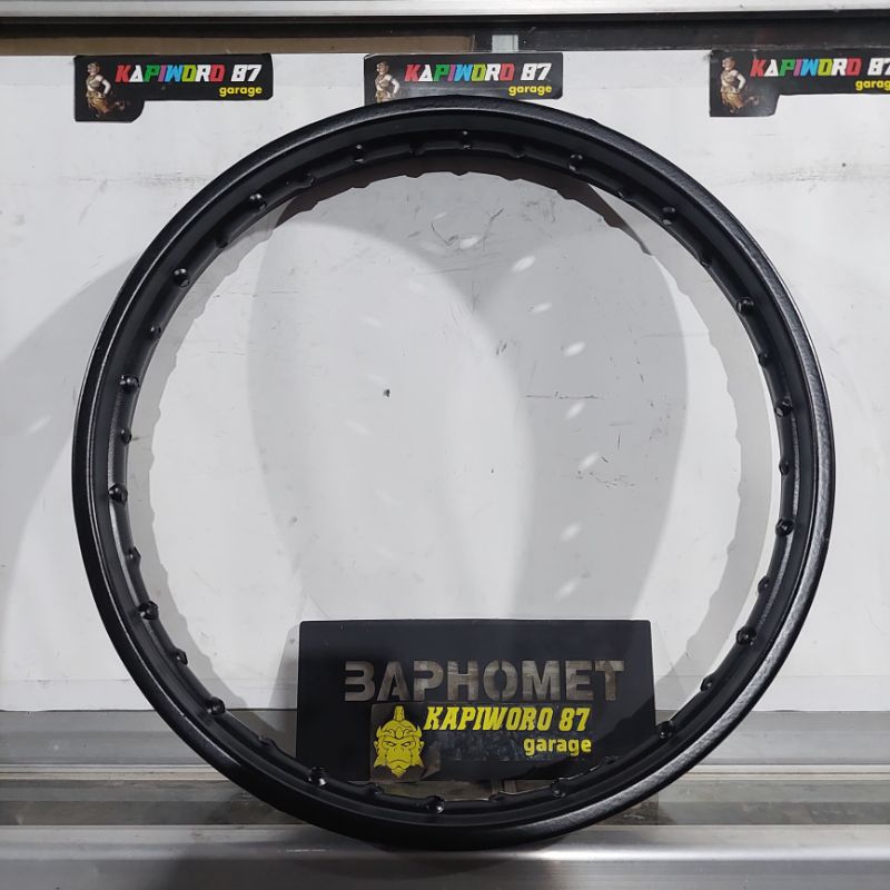 Jual Velg Pelek Besi 18x160 repaint Hitam | Shopee Indonesia