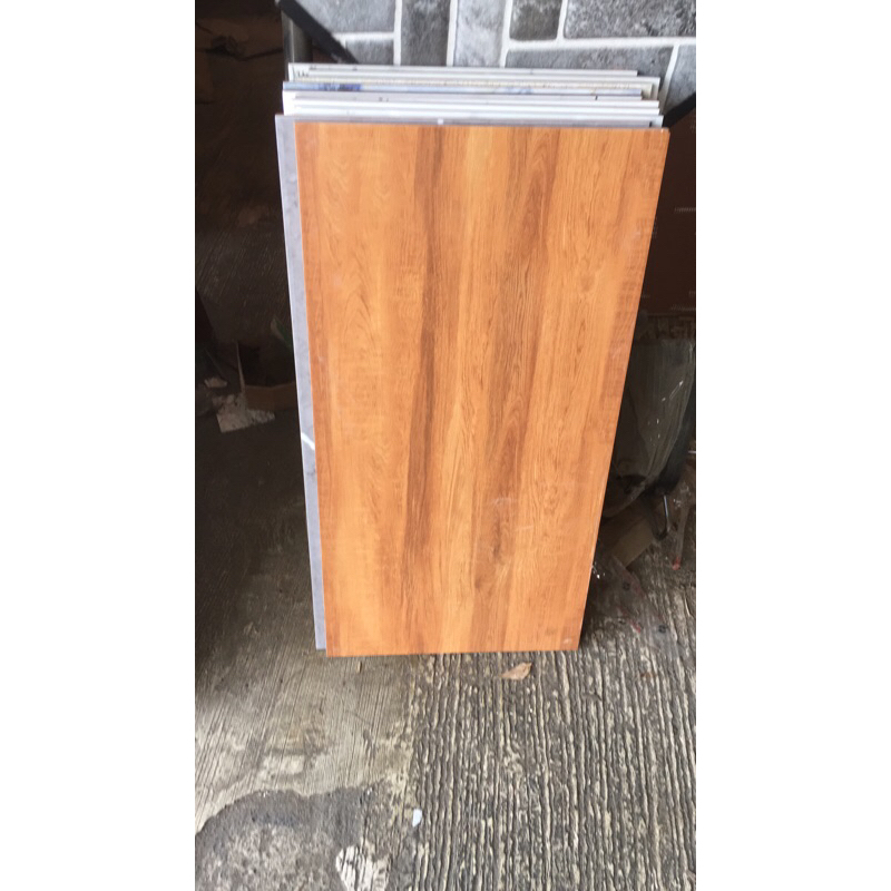 Jual keramik 30x60 tangga lantai dinding kayu serat wood borneo matt ...